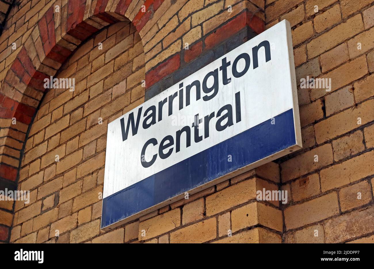 Cheshire lines railway sign hi-res stock photography and images - Alamy