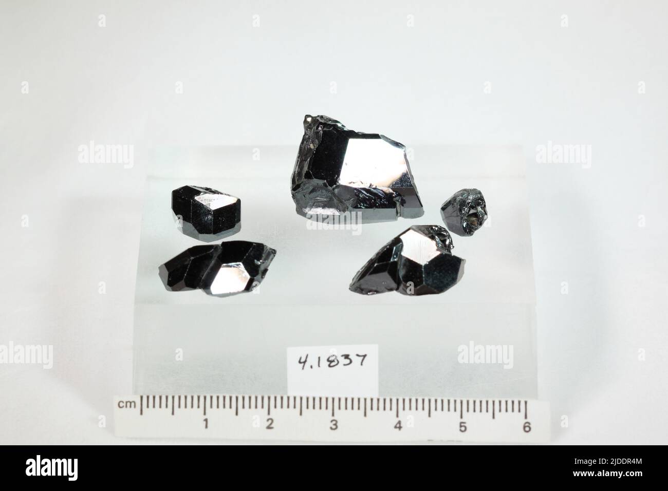 Garnet. minerals. North America; USA; New Jersey; Bell Laboratory Stock ...