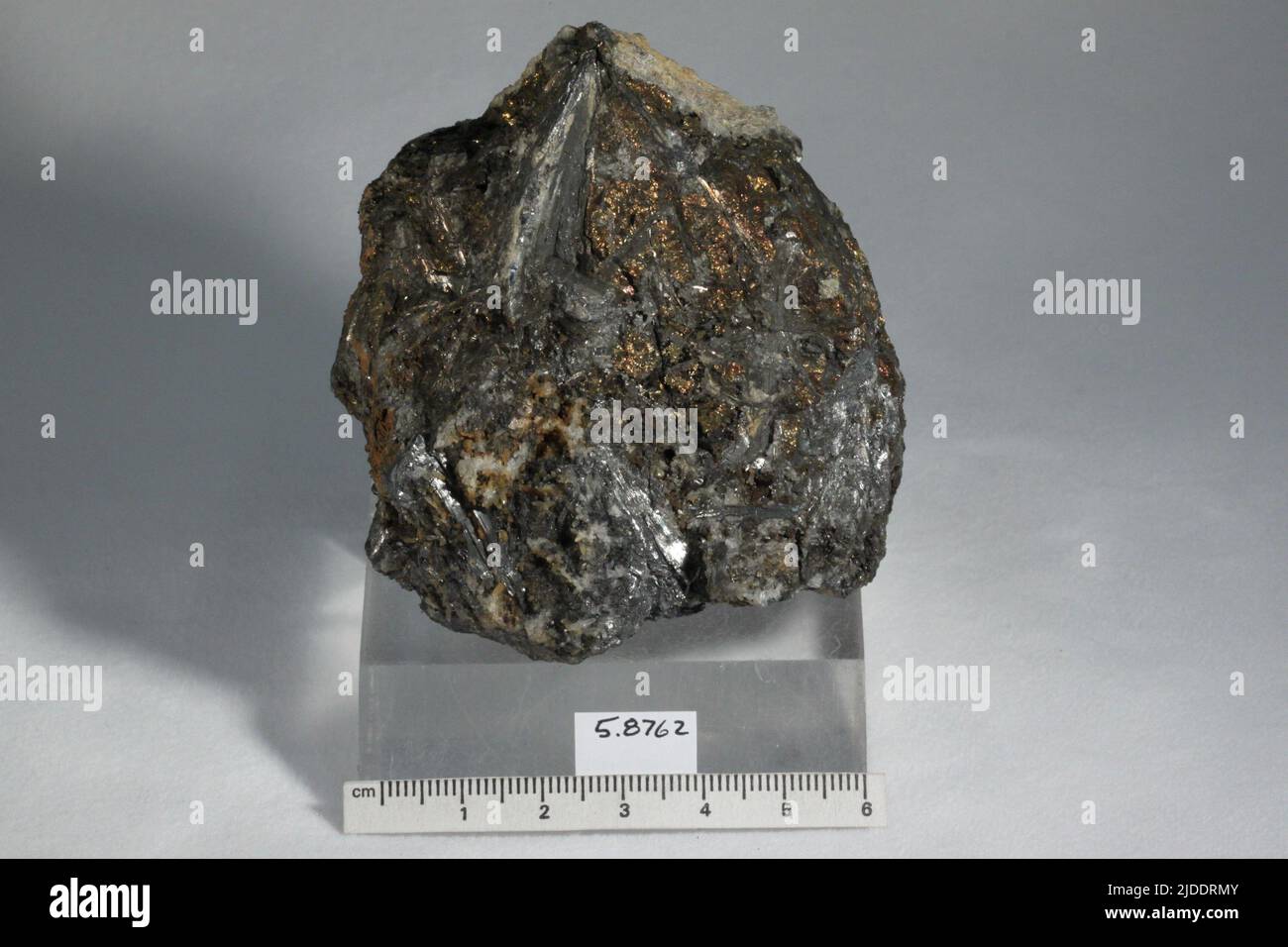 Bismuthinite hi-res stock photography and images - Alamy