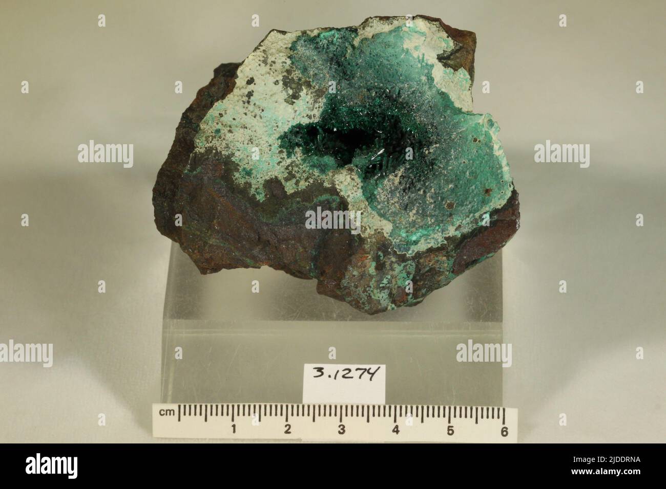 Malachite. minerals. Arizona; Gila County; Globe City; Old Dominion ...