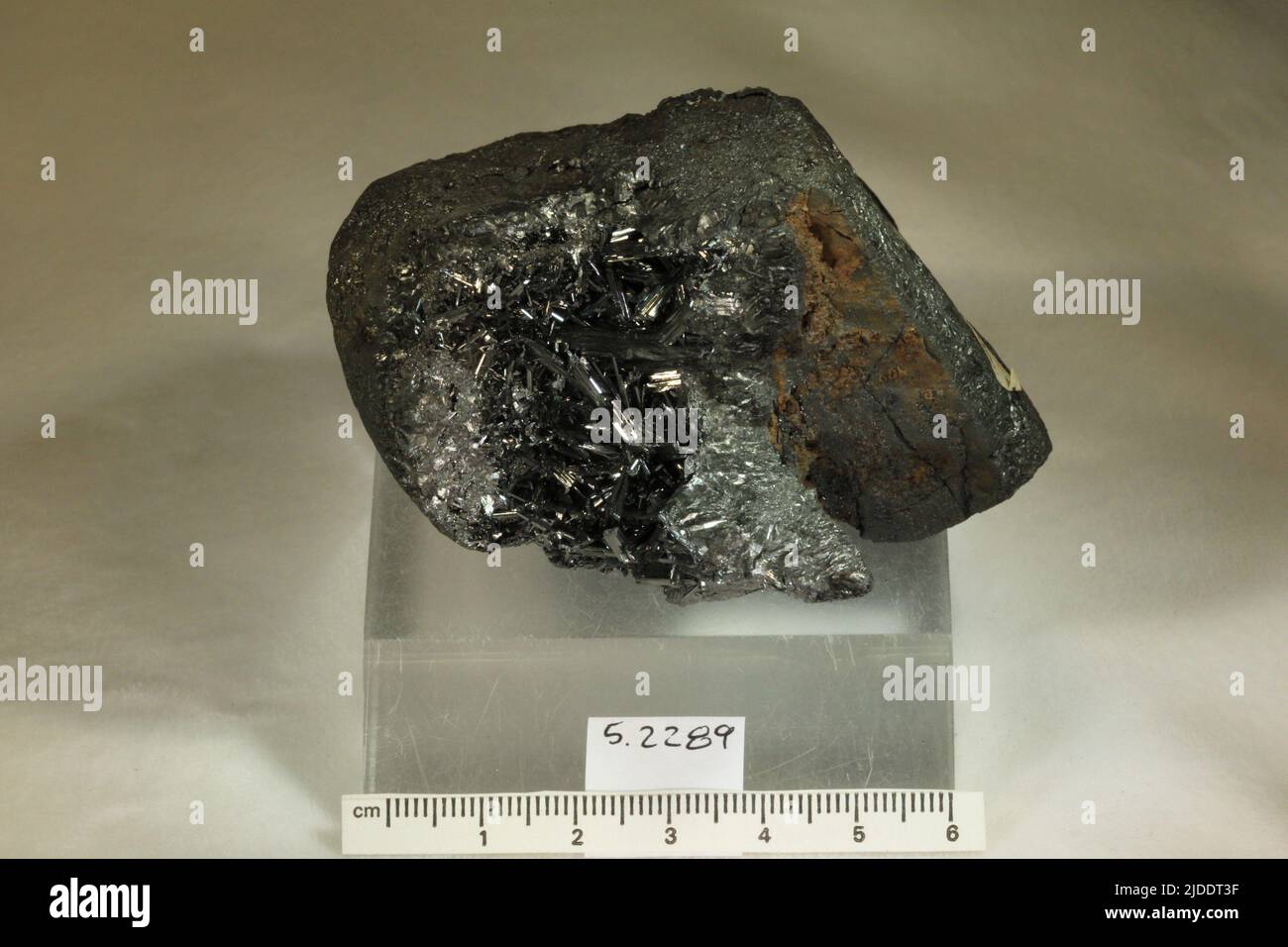 Manganite hi-res stock photography and images - Alamy