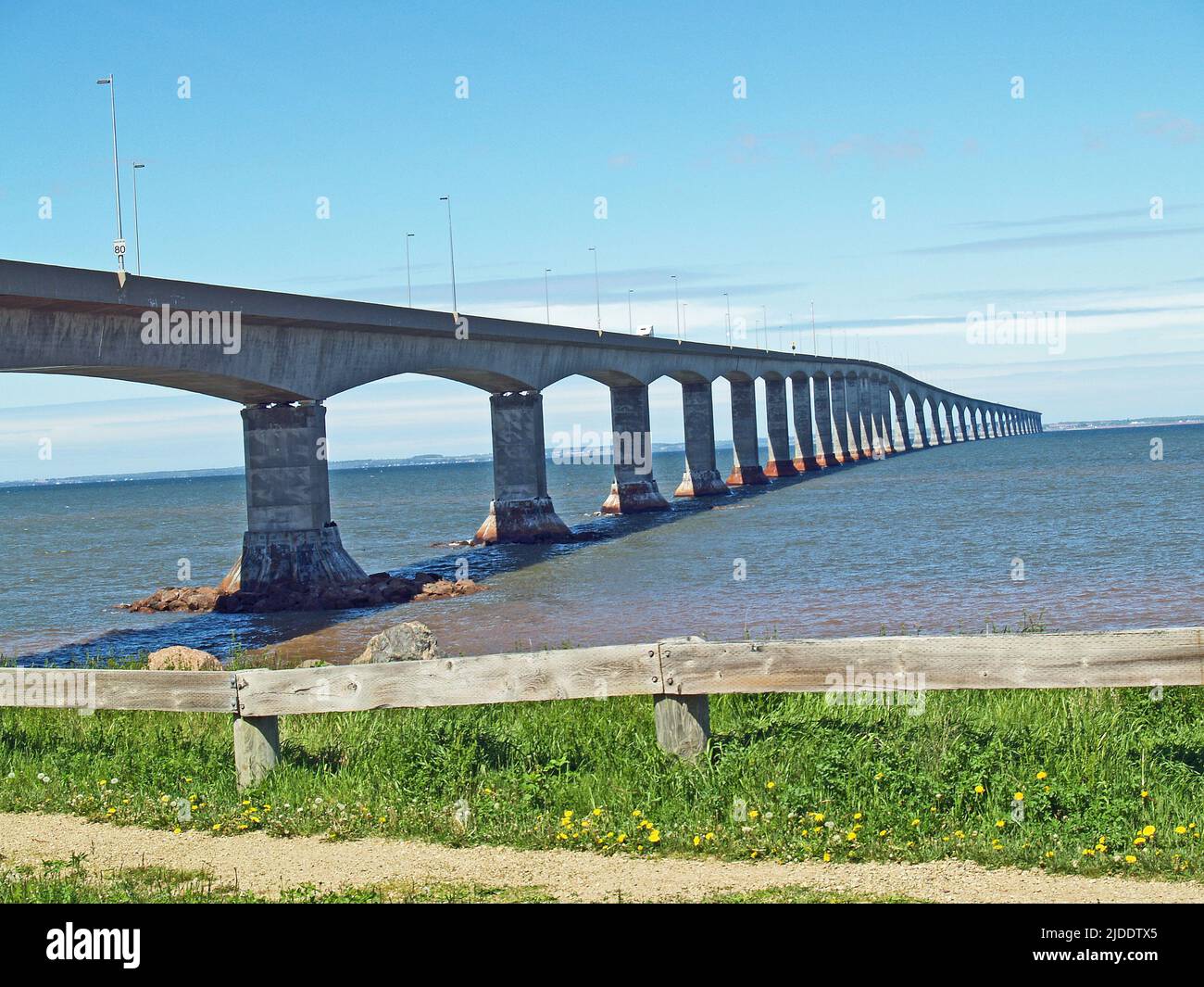 Confederation bridge crossing hi-res stock photography and images - Alamy