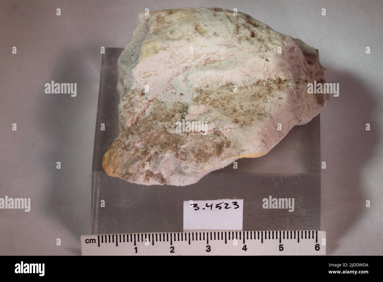 Coquimbite. minerals. North America; USA; California; San Bernardino ...