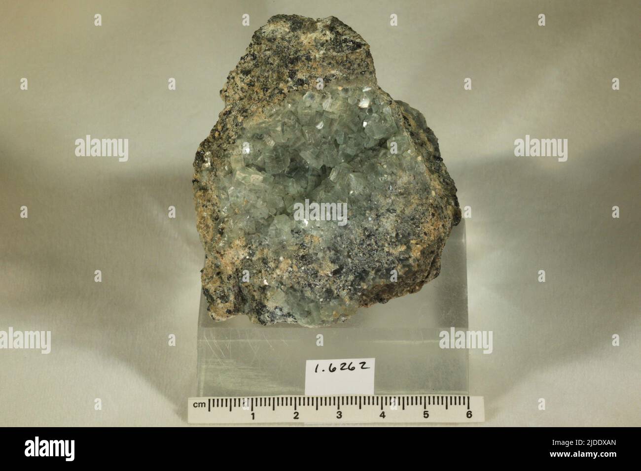 Brucite. minerals. North America; USA; New York; Putnam County ...