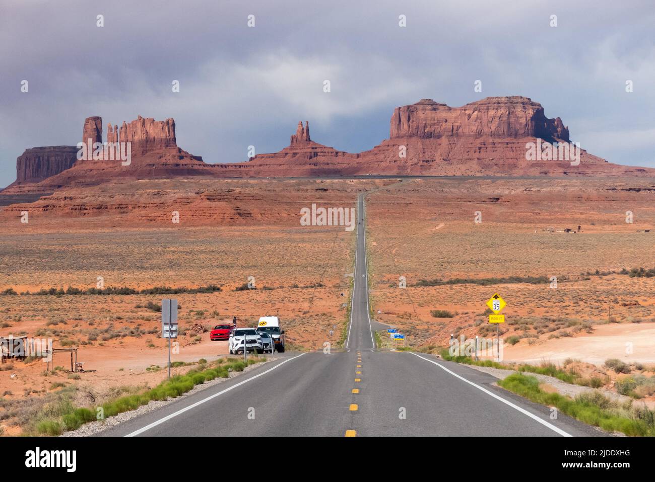 Classic view of monument valley navajo tribal park hi-res stock ...