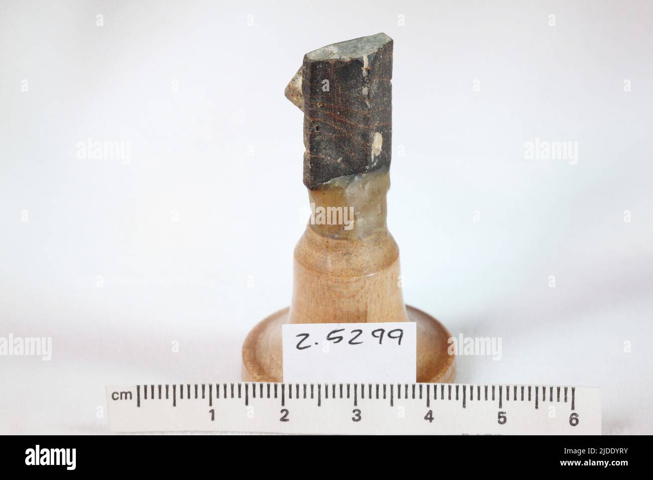 Staurolite rock hi-res stock photography and images - Alamy