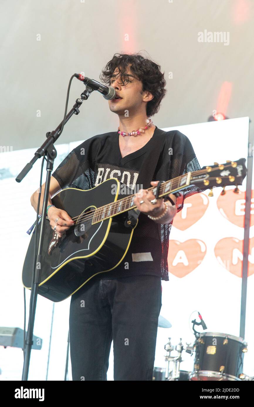 Manchester, USA. 19th June, 2022. Stephen Sanchez at Bonnaroo Music and ...