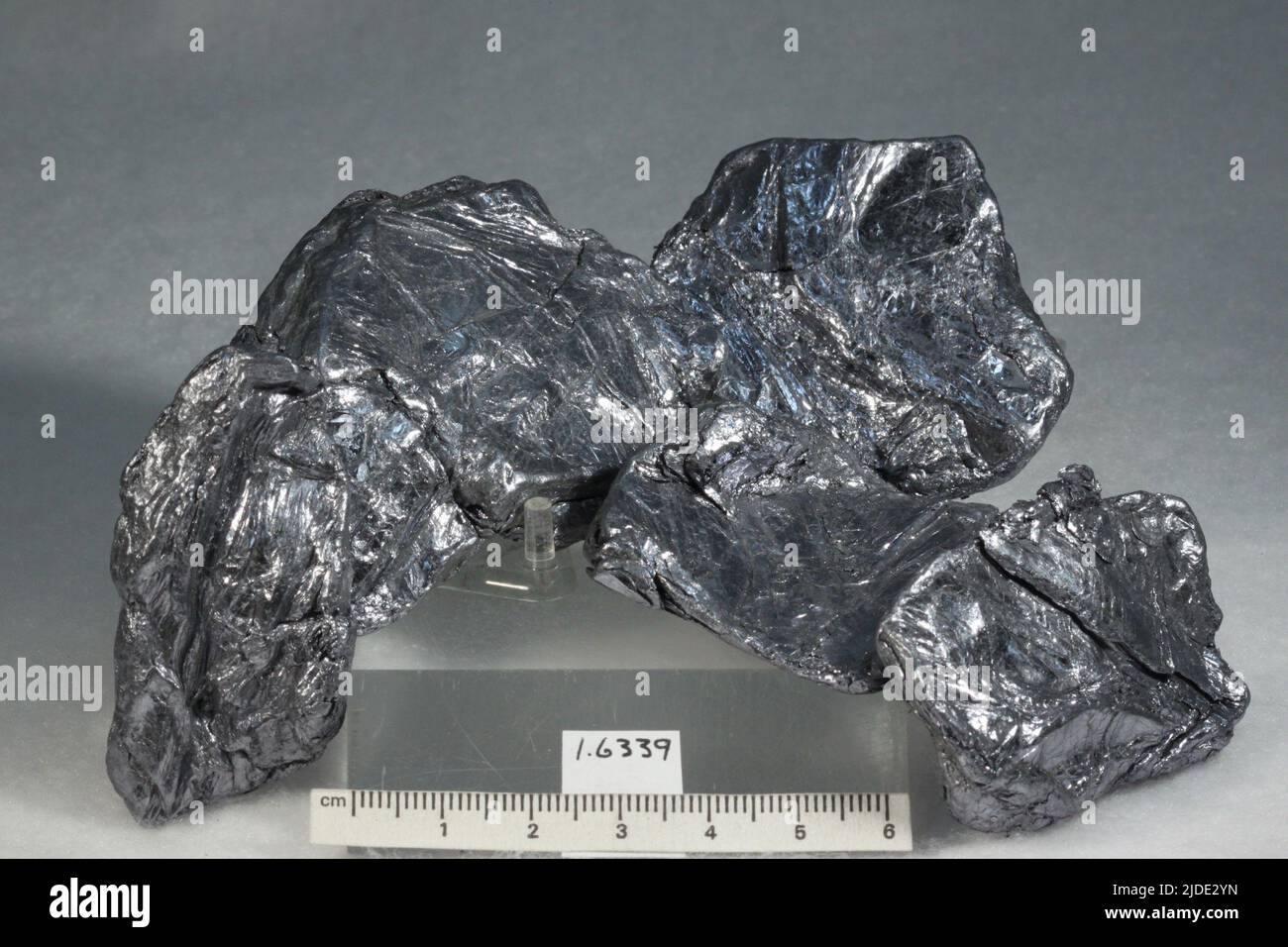 Molybdenite minerals hi-res stock photography and images - Alamy