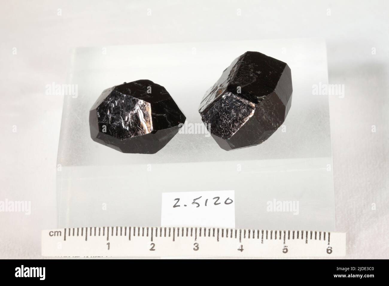 Tourmaline. minerals. North America; USA; New York; Saint Lawrence ...