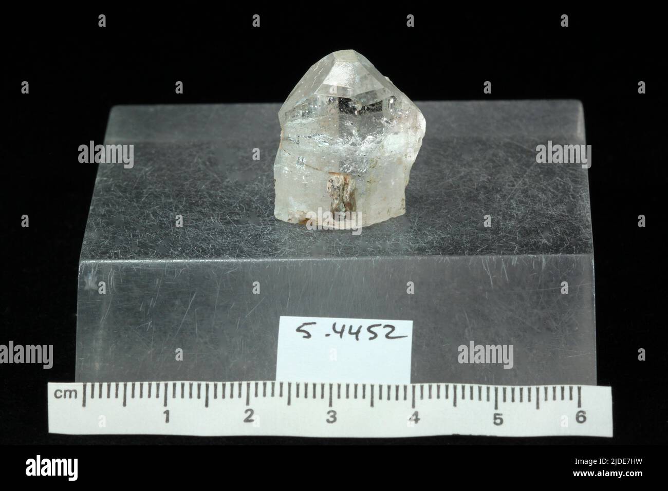 Topaz. minerals. Asia; Japan; Toyama Prefecture; Omi, Tanagama Yama ...