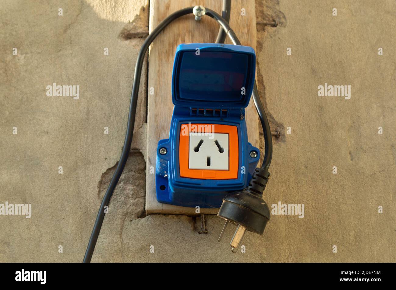 Seguridad electrica hi-res stock photography and images - Alamy