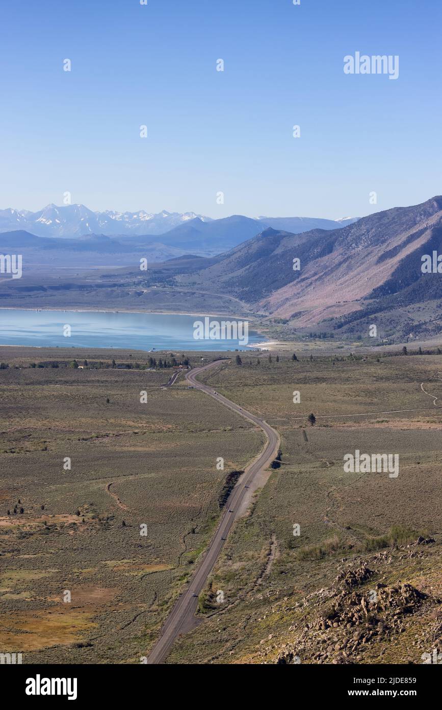 Mono lake aerial hi-res stock photography and images - Alamy