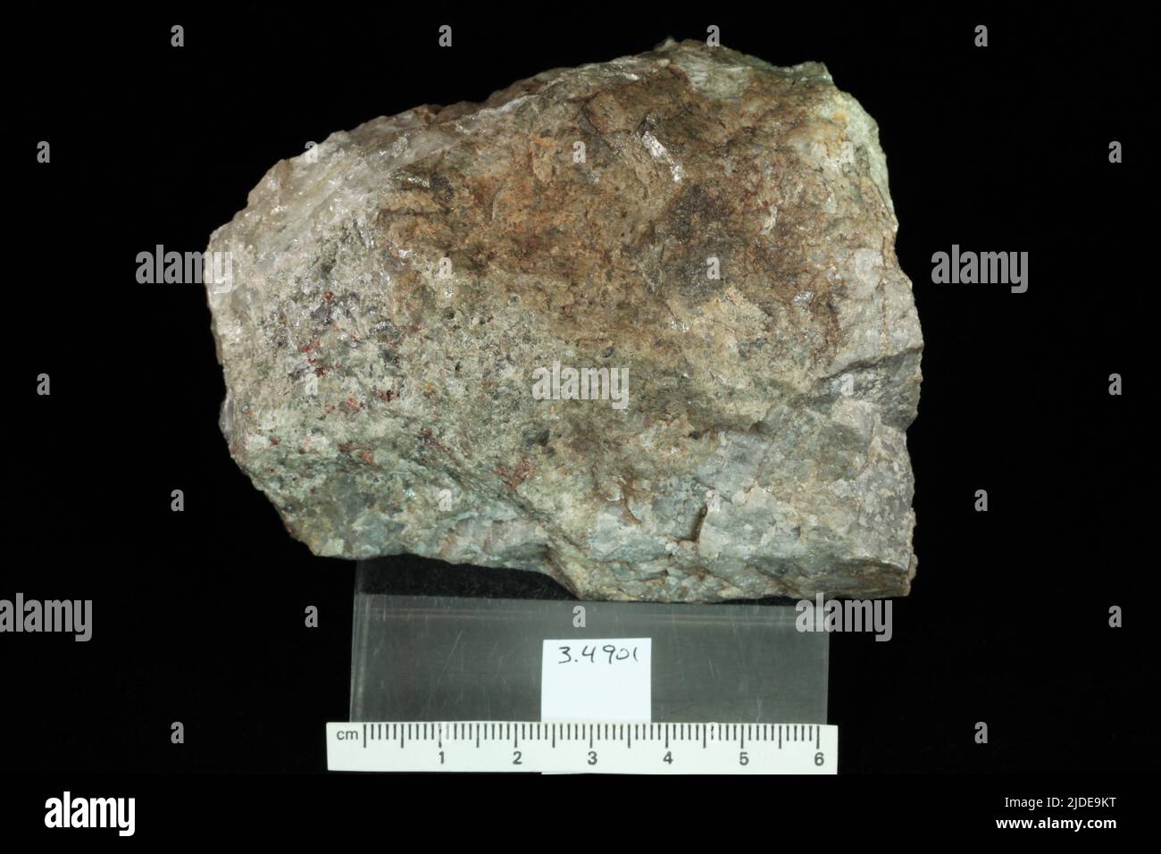Scheelite tungsten ore hi-res stock photography and images - Alamy
