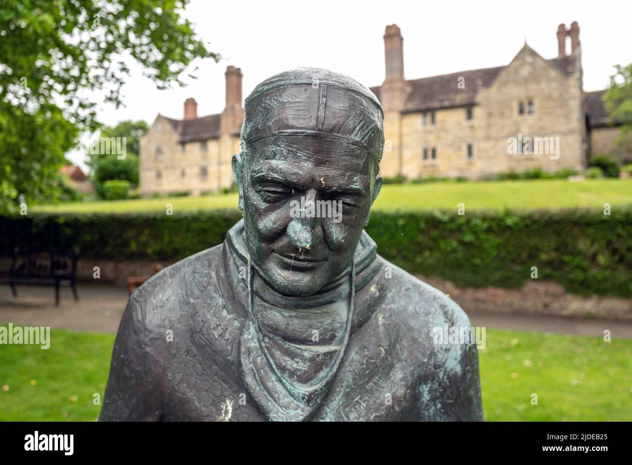 East Grinstead, June 9th 2022: Statue of Sir Archibald McIndoe outside ...
