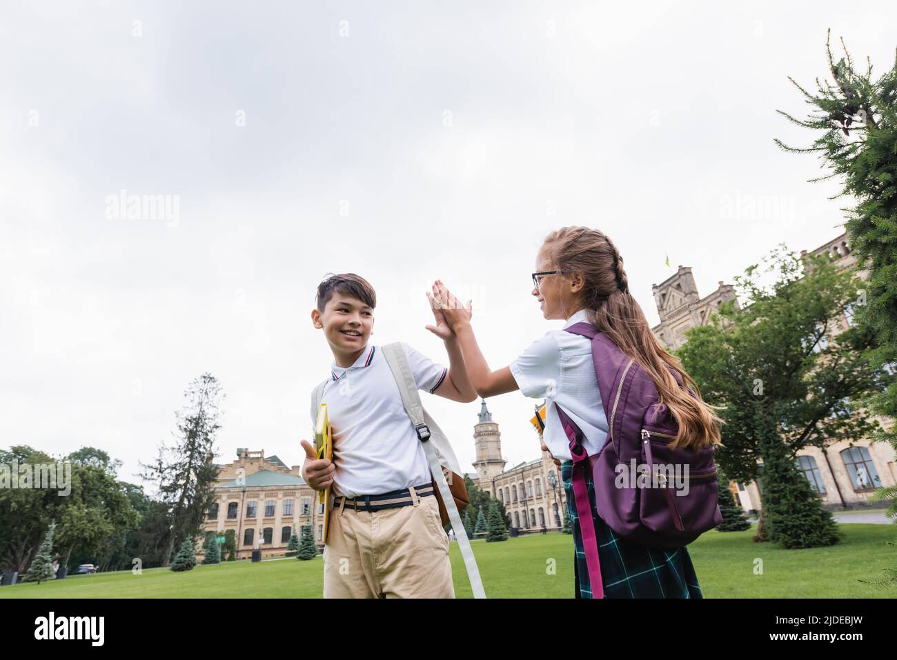 High schoolkids hi-res stock photography and images - Alamy