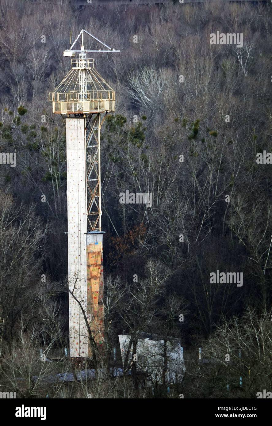 Abandoned parachute tower on Trukhanov Island in the city of Kiev Stock ...