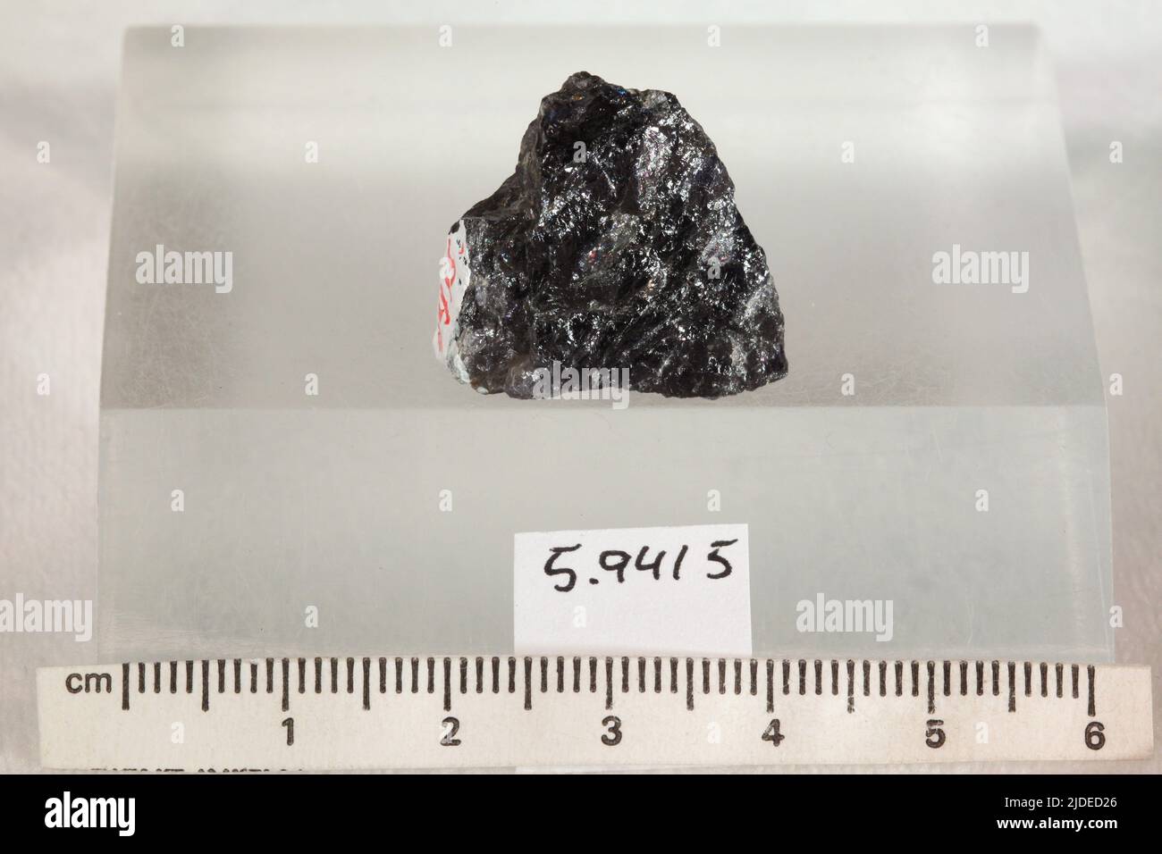 Cordierite mineral hi-res stock photography and images - Alamy