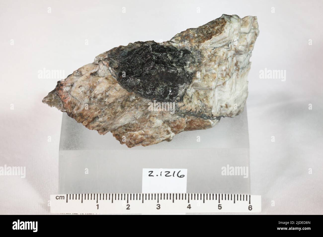 Gadolinite hi-res stock photography and images - Alamy