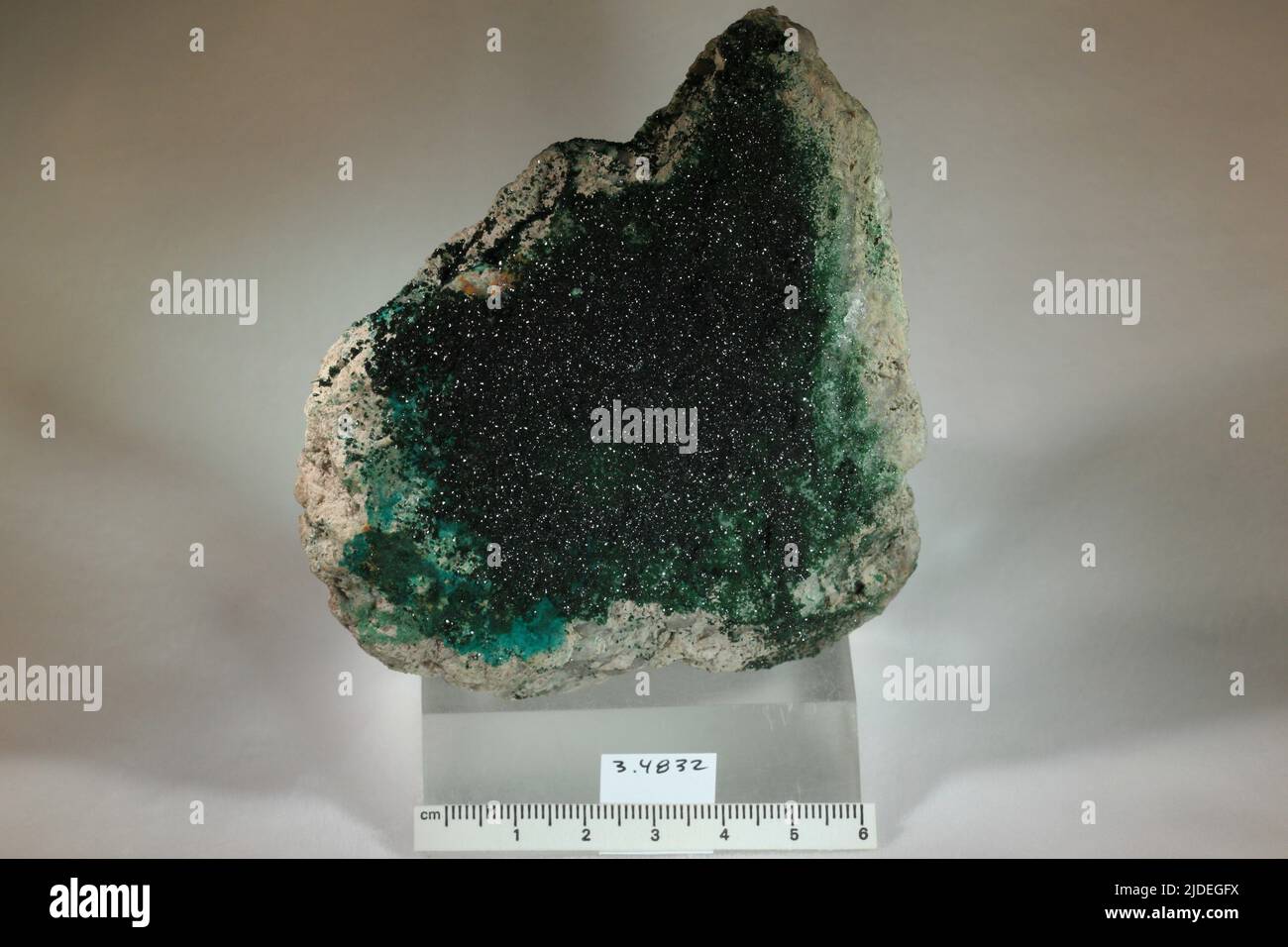 Olivenite hi-res stock photography and images - Alamy