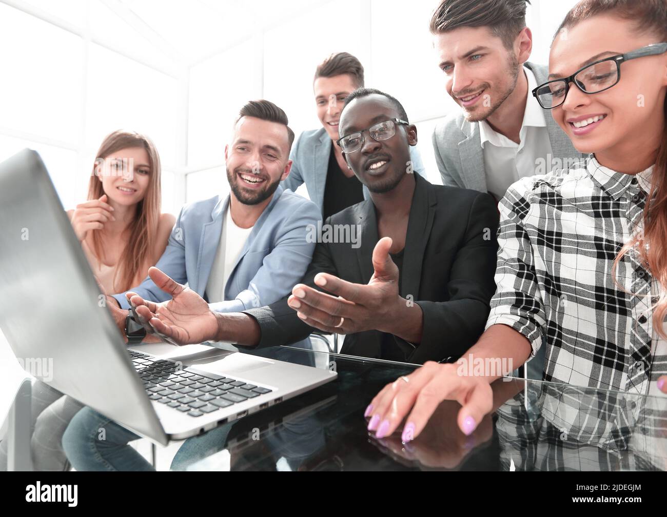 Women economists hi-res stock photography and images - Alamy