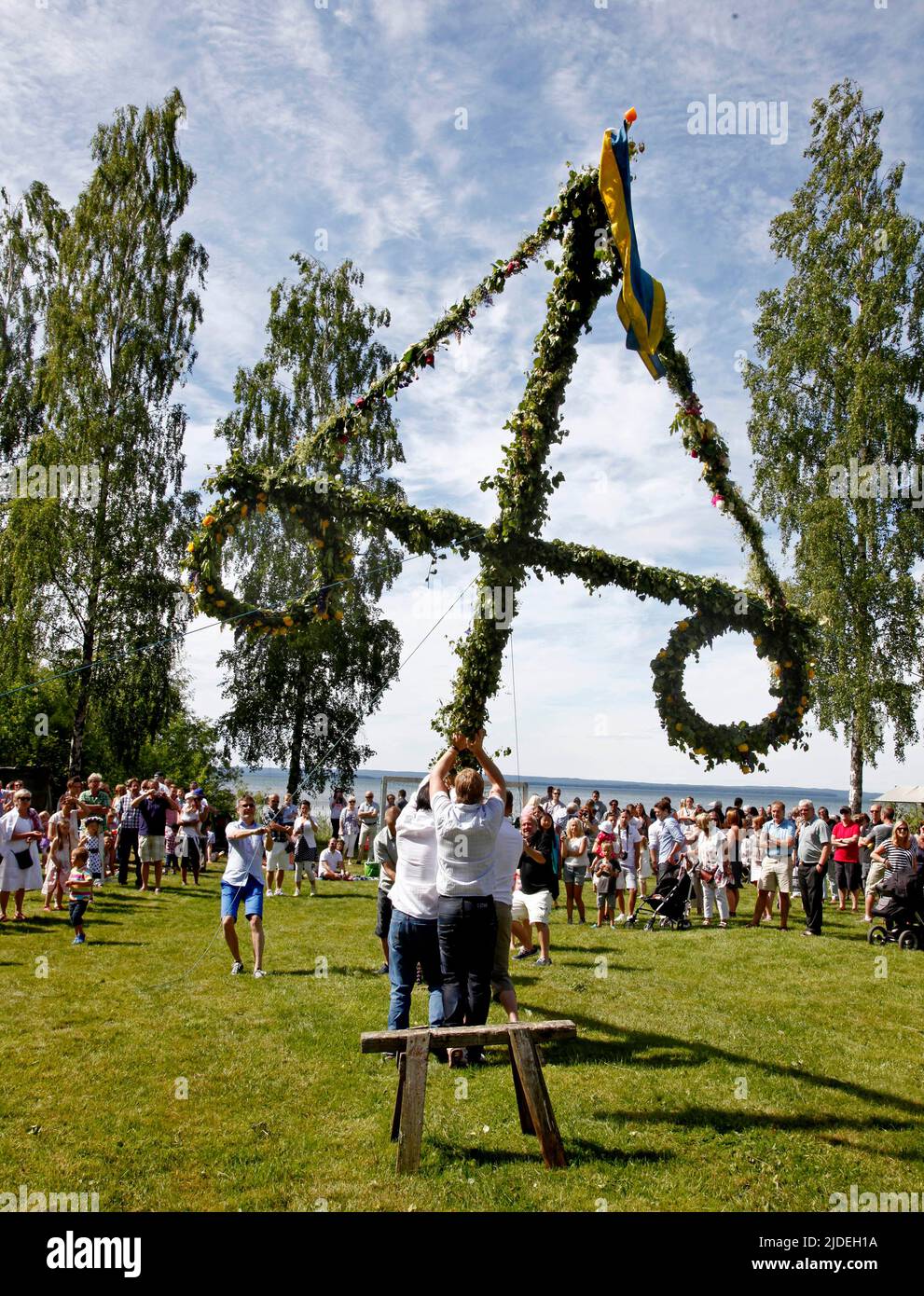 Midsommarstangen hi-res stock photography and images - Alamy