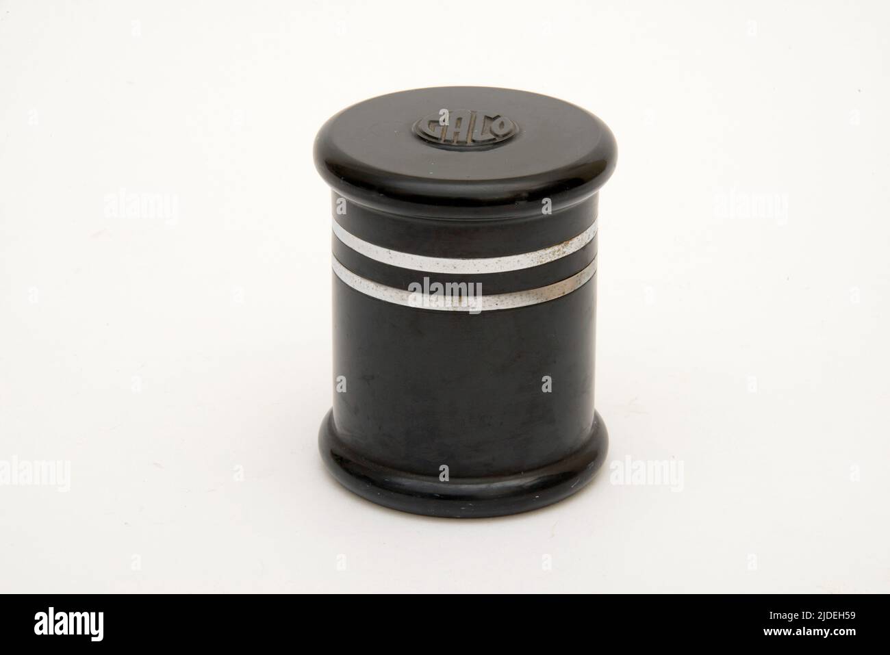 Bakelite clock hi-res stock photography and images - Alamy