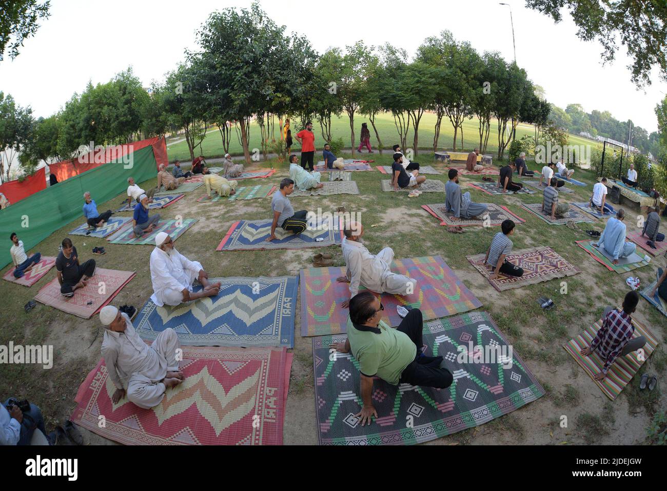 Lahore, Punjab, Pakistan. 20th June, 2022. Pakistani people performing ...