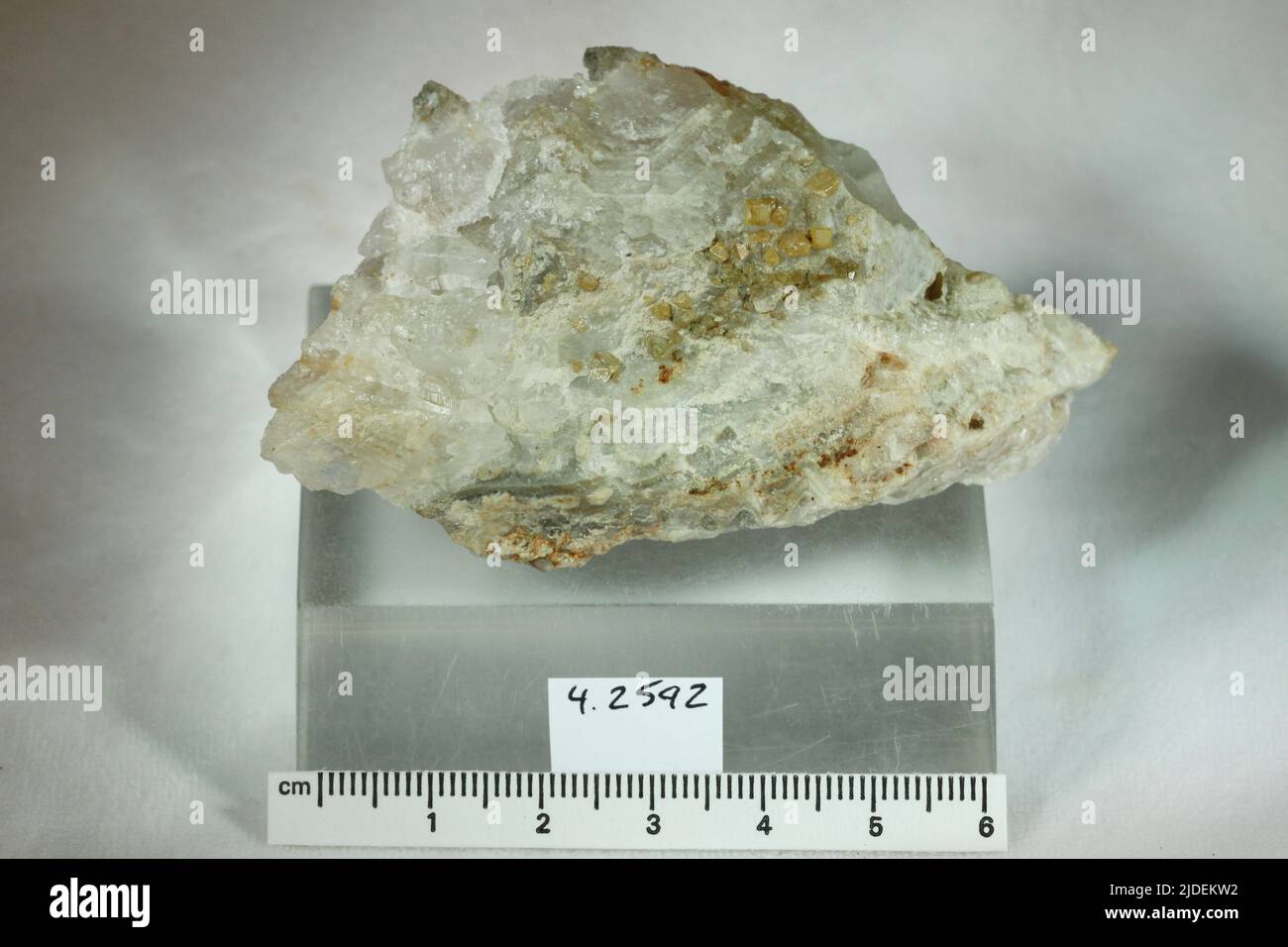 Silver molybdate hi-res stock photography and images - Alamy