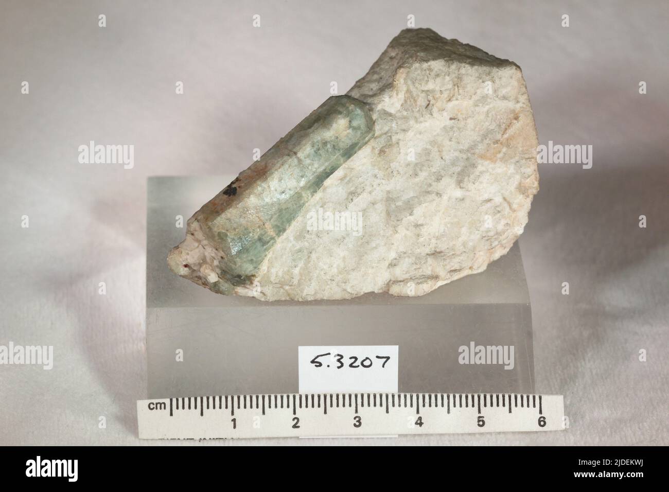 Beryl. minerals. North America; USA; Connecticut; Middlesex County ...