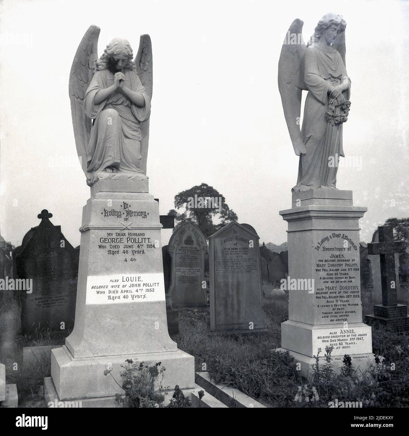 1950s family illustration hi-res stock photography and images - Alamy