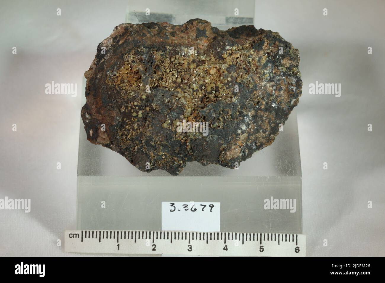 Silver molybdate hi-res stock photography and images - Alamy