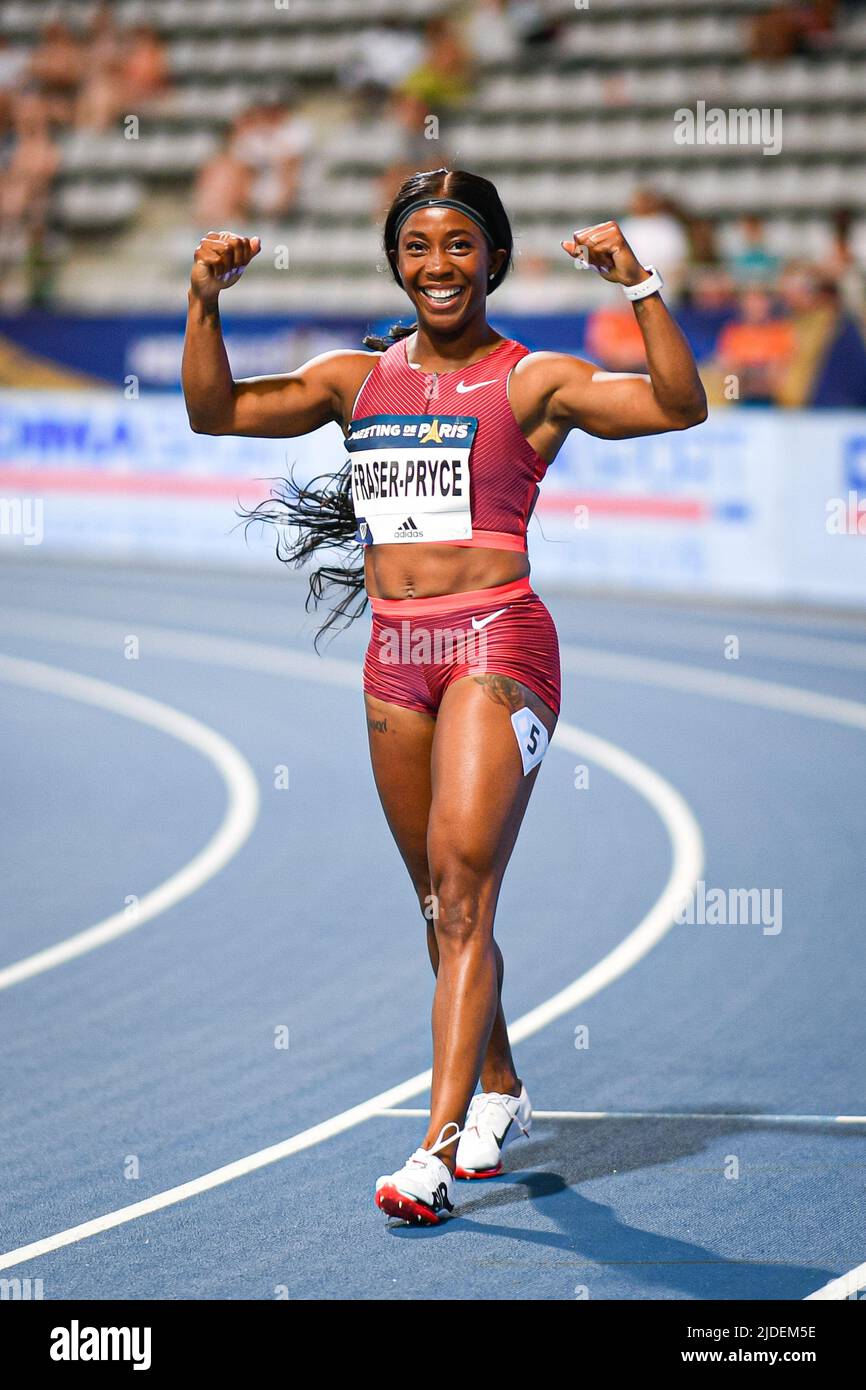 Shelly-Ann Fraser-Pryce of Jamaica wins the women's 100m during the ...