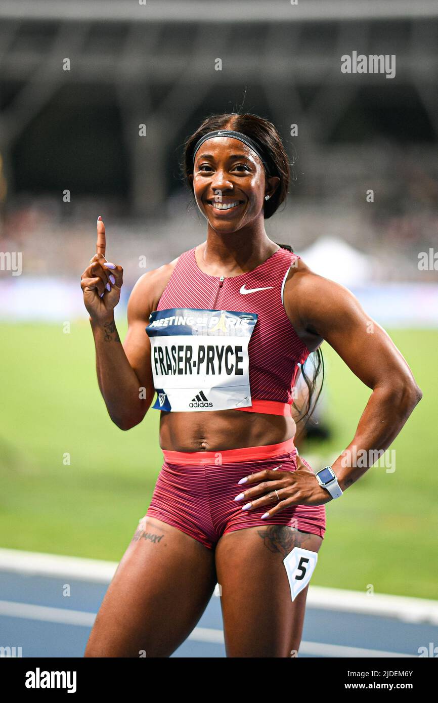 Shelly-Ann Fraser-Pryce of Jamaica wins the women's 100m during the ...
