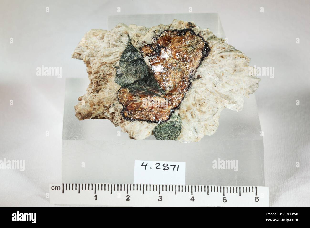 Thorite. minerals. Europe; Norway; Telemark Province; Langesund Stock ...