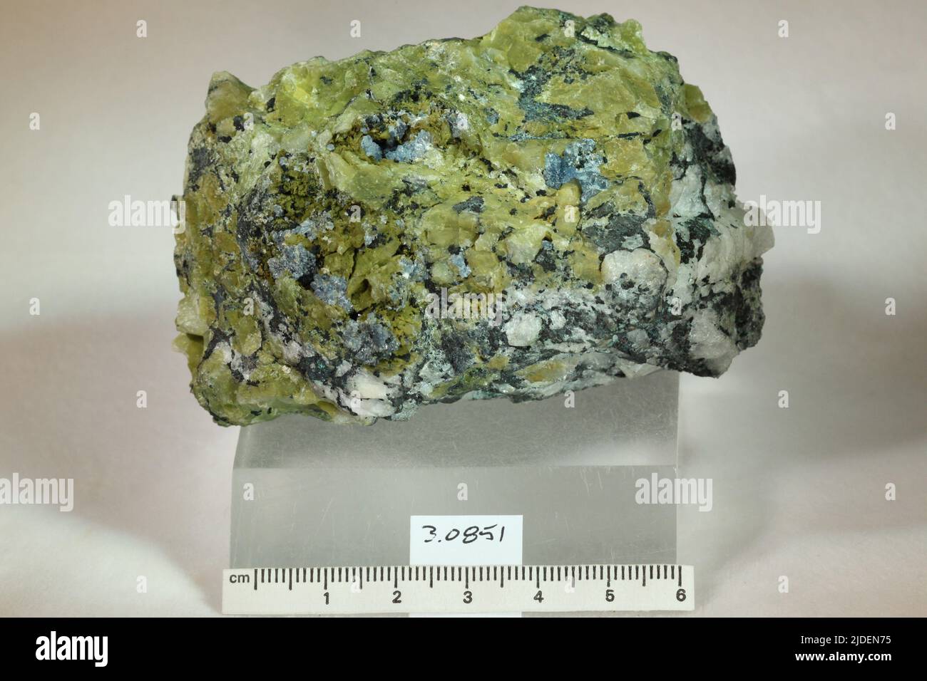 Scorodite. minerals. Europe; England; Cornwall; St. Day Stock Photo - Alamy