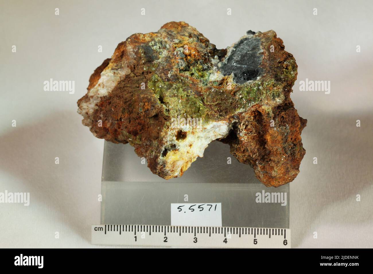Lead secondary mineral hi-res stock photography and images - Alamy