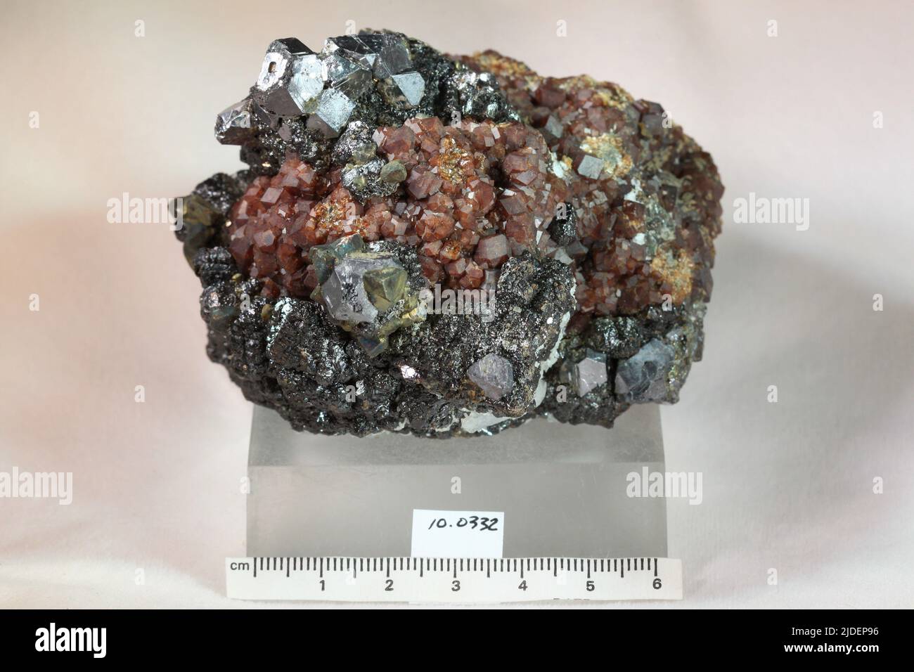 Andradite. minerals. Central America; Honduras; Santa Barbara ...