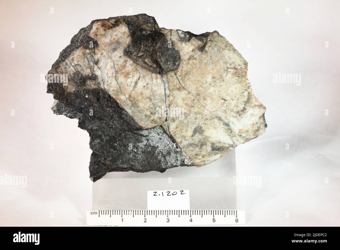 Gadolinite hi-res stock photography and images - Alamy