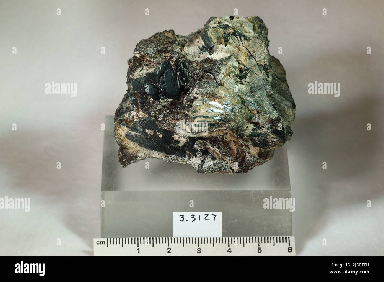 Sedimentary rocks victoria australia hi-res stock photography and ...