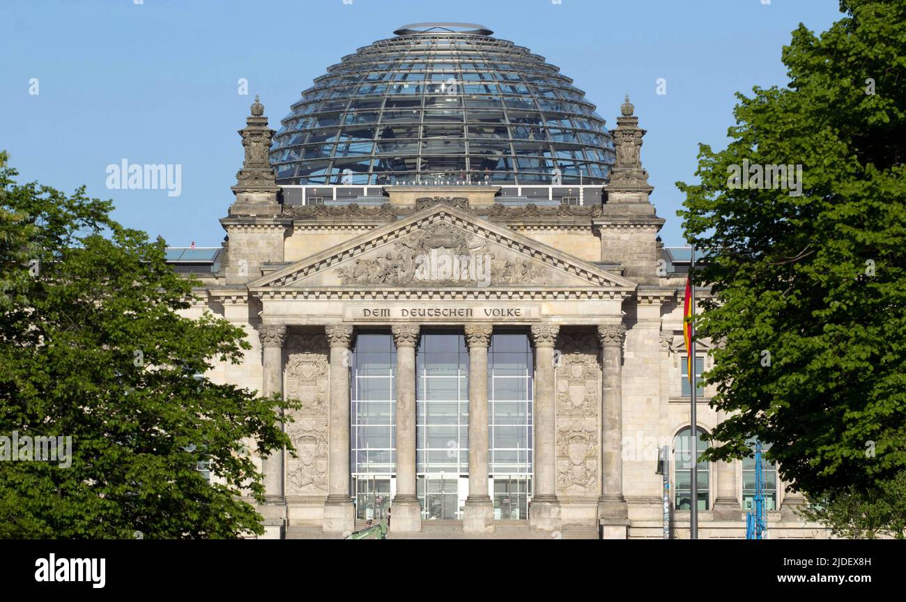 Berlin, Germany. 08th May, 2022. View of the Reichstag building. Credit ...