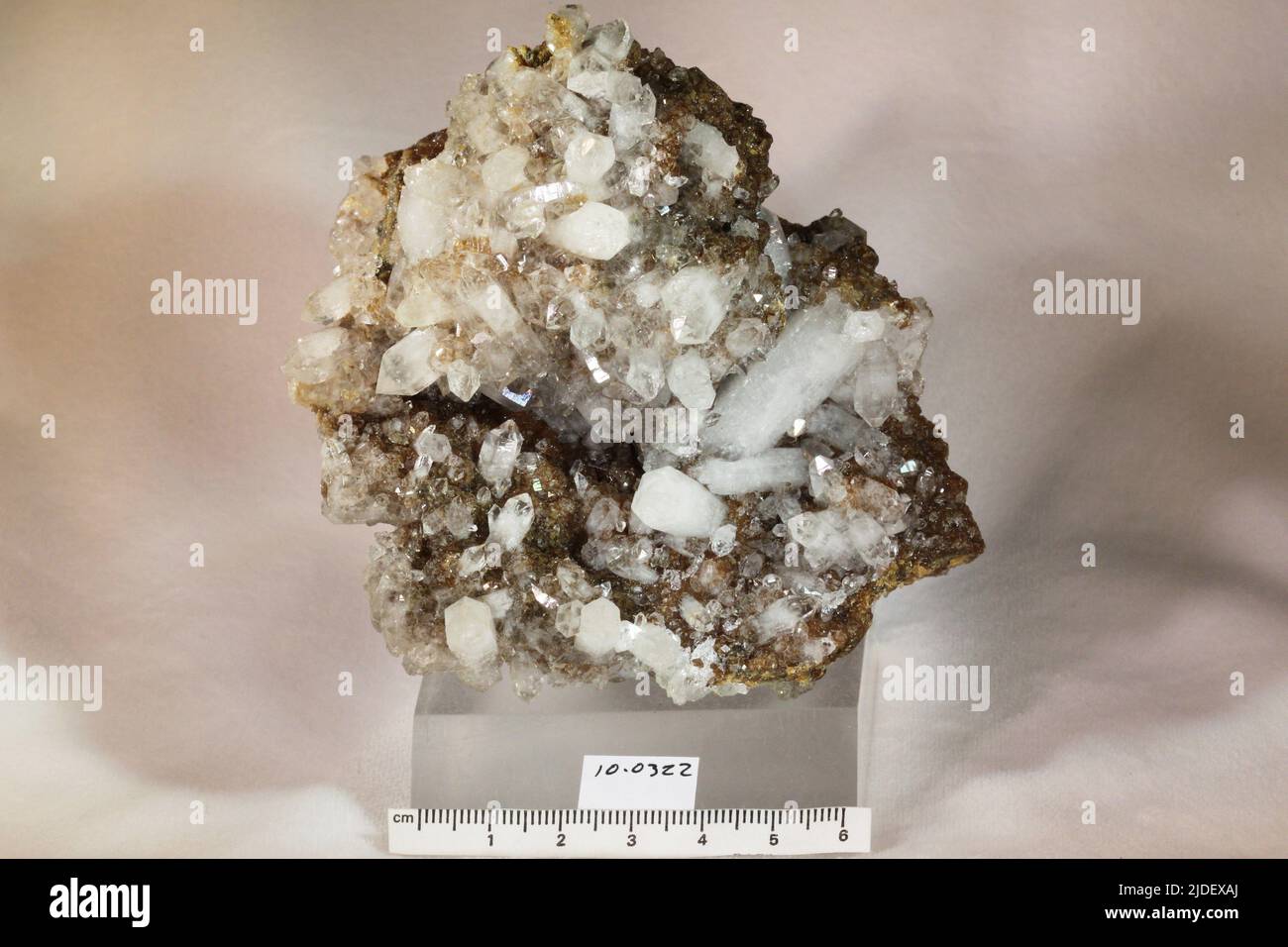 Quartz. minerals. Central America; Honduras; Santa Barbara Department ...