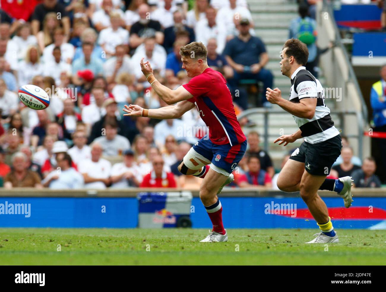 Tommy freeman of northampton saints hi-res stock photography and images ...