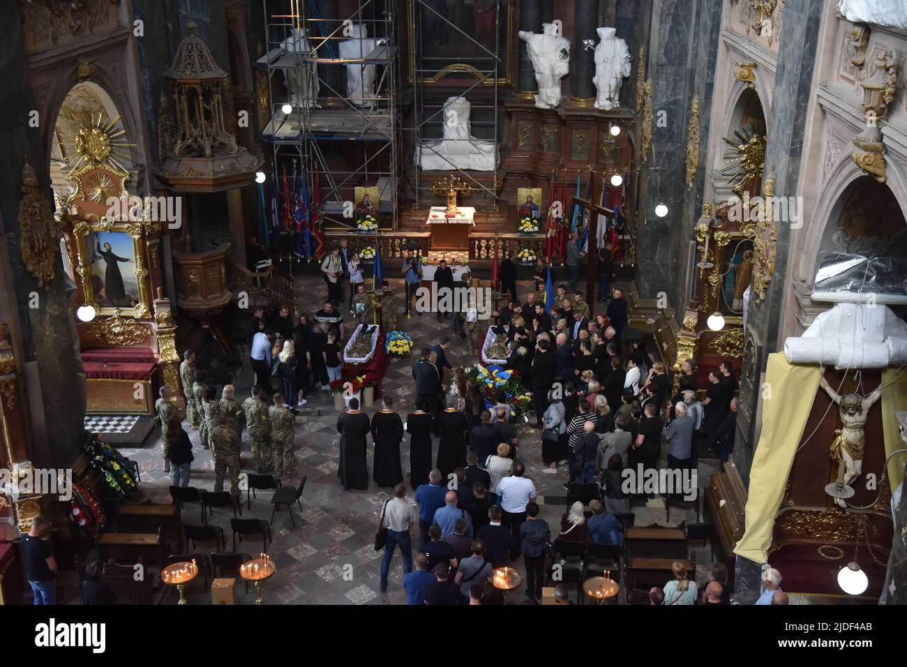 Lviv, Ukraine. 17th June, 2022. Funeral ceremony of senior lieutenant ...