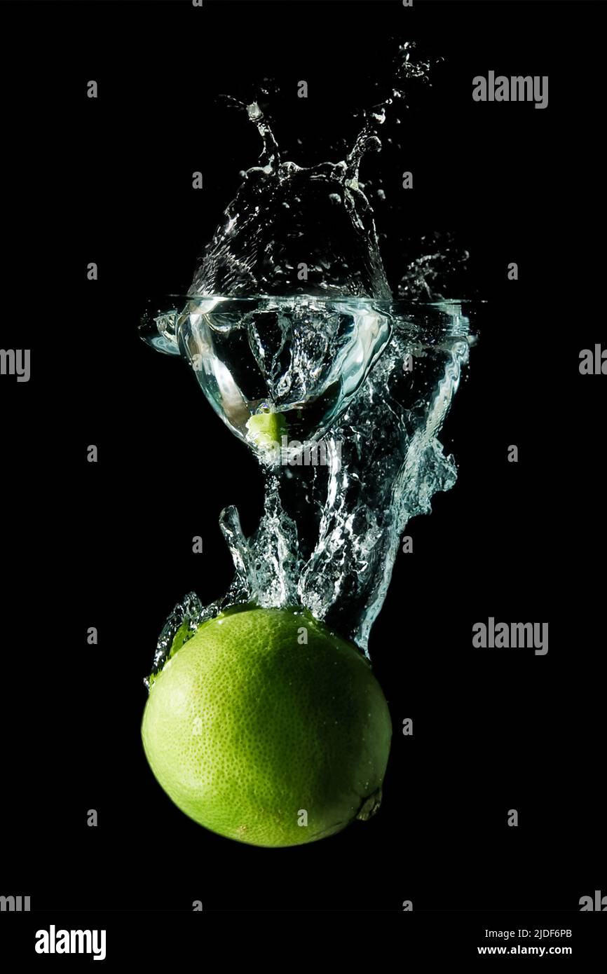 Lime Water Splash Stock Photo - Alamy
