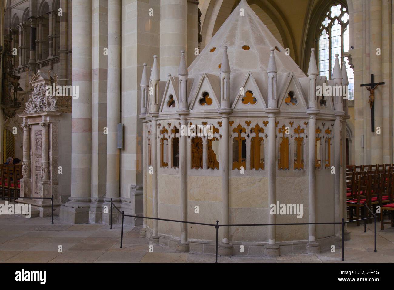 Magdeburg cathedral of st maurice and st catherine hi-res stock ...