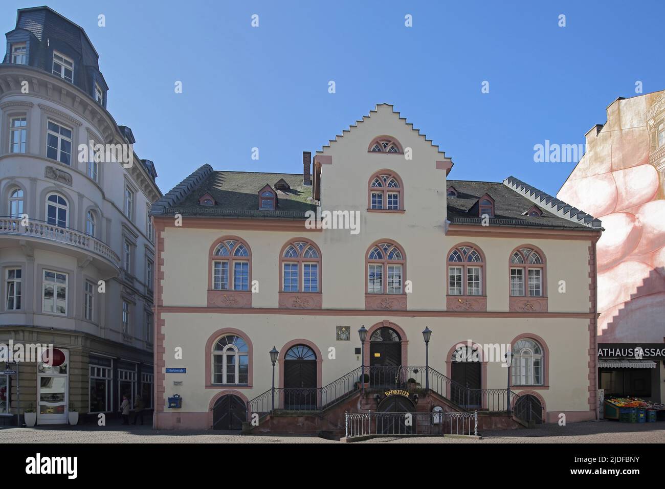 Old town hall at Schlossplatz, in Wiesbaden, Hesse, Germany Stock Photo ...