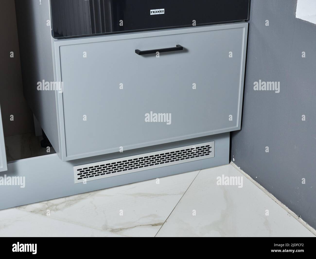 Promotional photograph of a kitchen using flash Stock Photo - Alamy