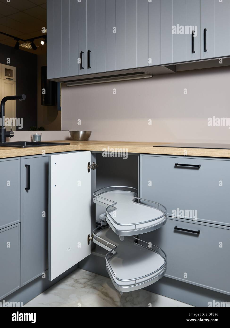 Promotional photograph of a kitchen using flash Stock Photo - Alamy