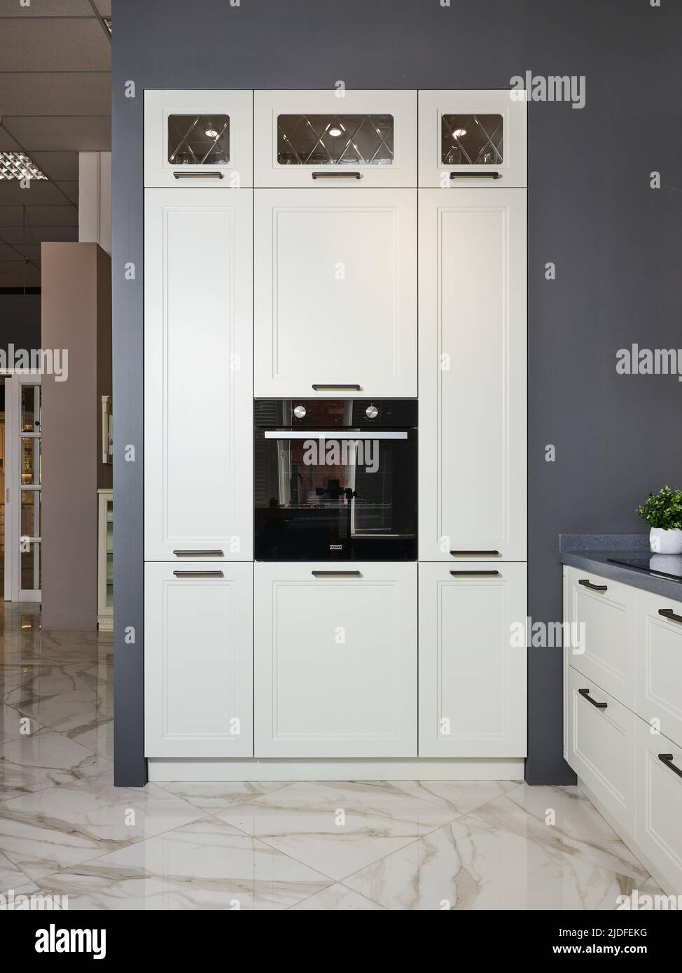 Promotional photograph of a kitchen using flash Stock Photo - Alamy