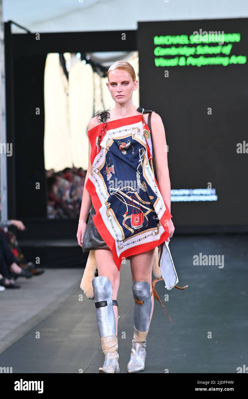 Catwalk GFW 2022 opening Catwalk show at Coal Drops Yard, King Cross ...